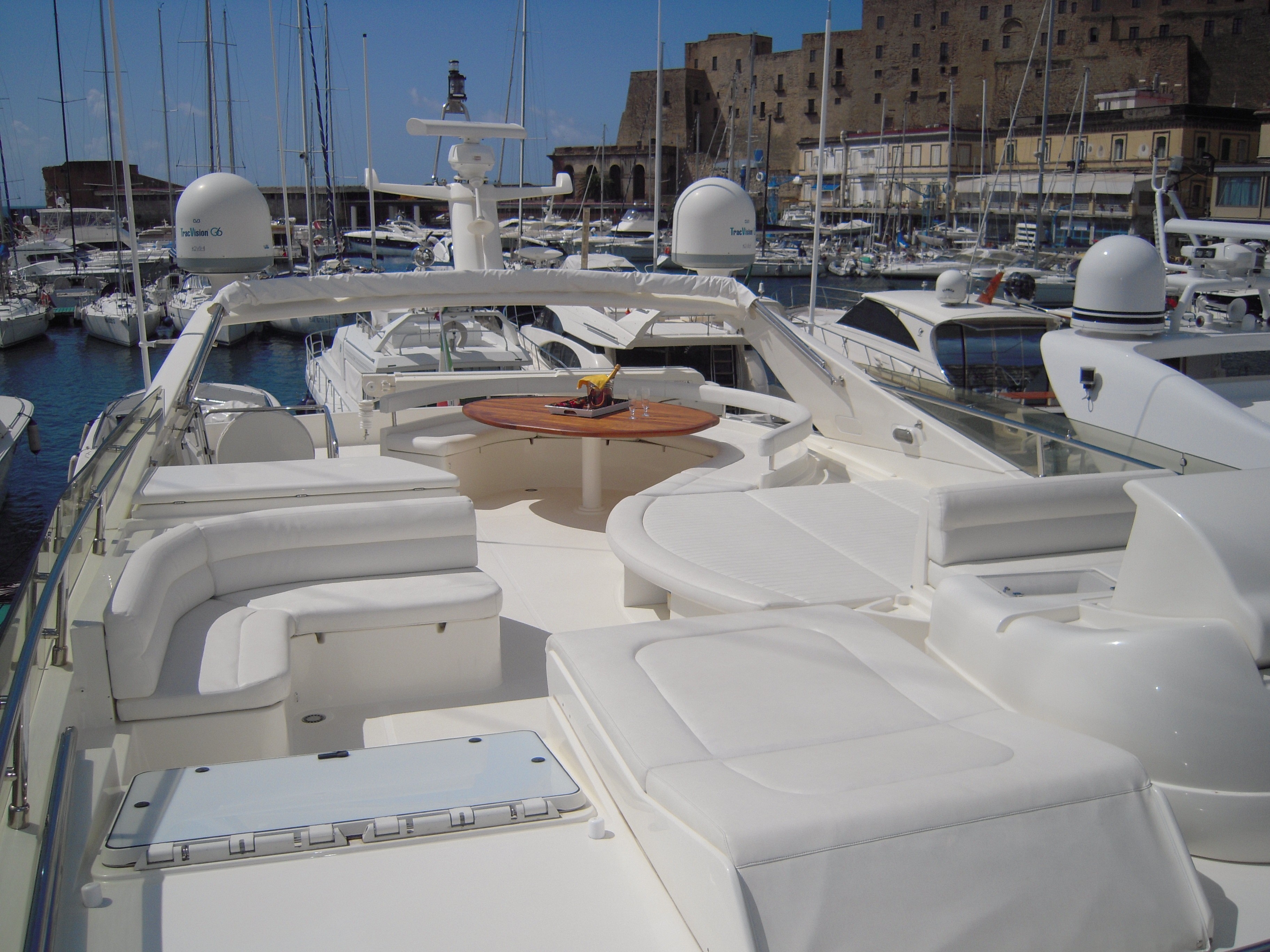 PAMPERO Yacht Charter Details, Ferretti 760 | CHARTERWORLD Luxury ...